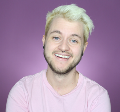 Trans YouTuber Chase Ross Talks to UVa Students | WUVA